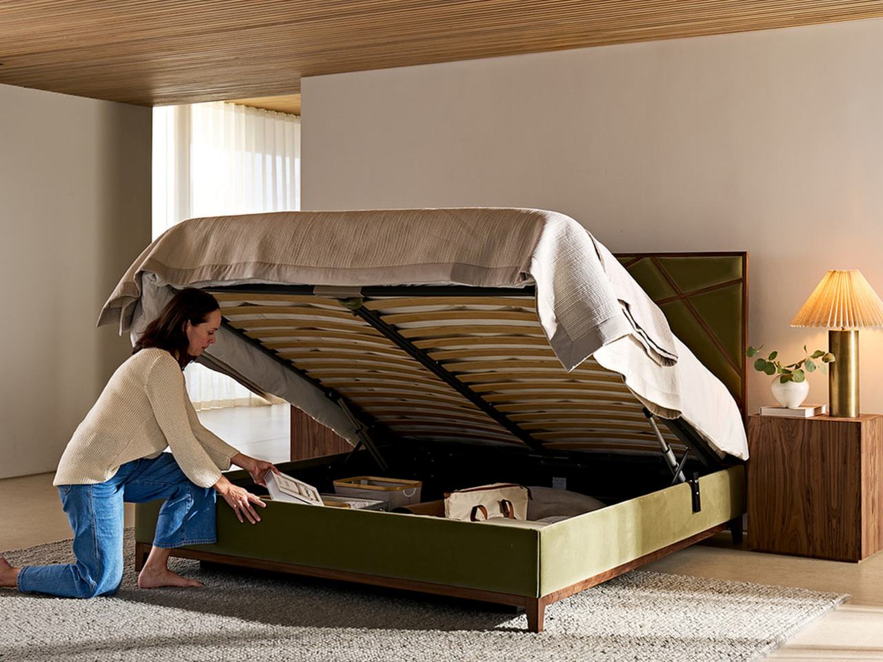 Ottoman vs Divan Beds: Which One is Better?